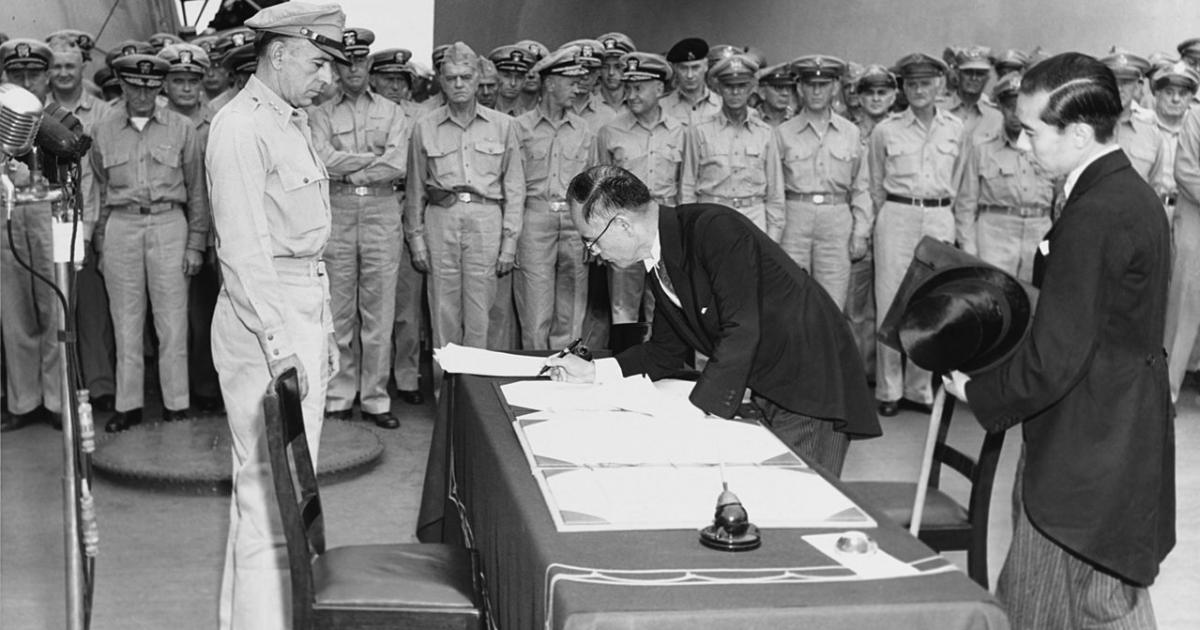 did hirohito surrender